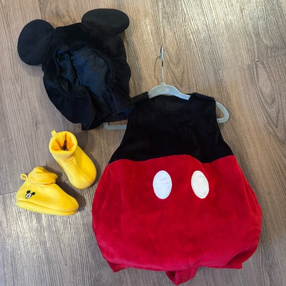Disney | Costumes | Mickey Mouse Disney Store Costume | Poshmark